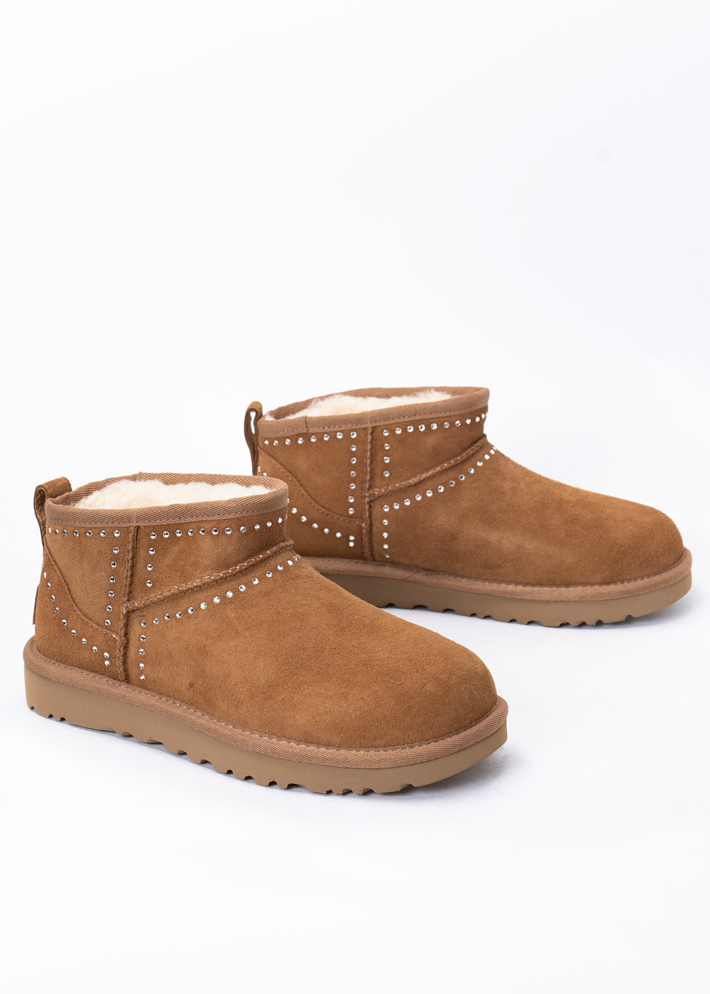 UGG W CLASSIC ULTRA MINI BLING 179,95 € - Sneaker Peeker - Les ...